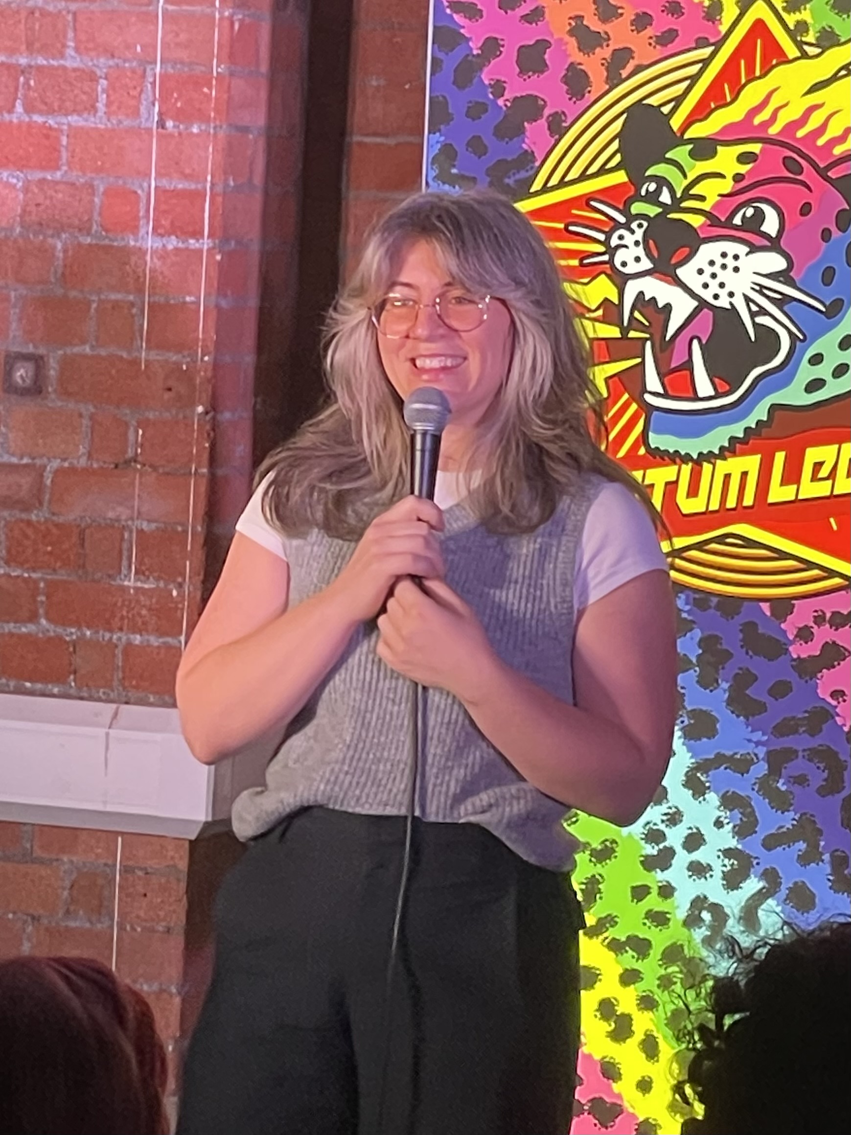 Zoe Brownstone – THE COMEDY NERD