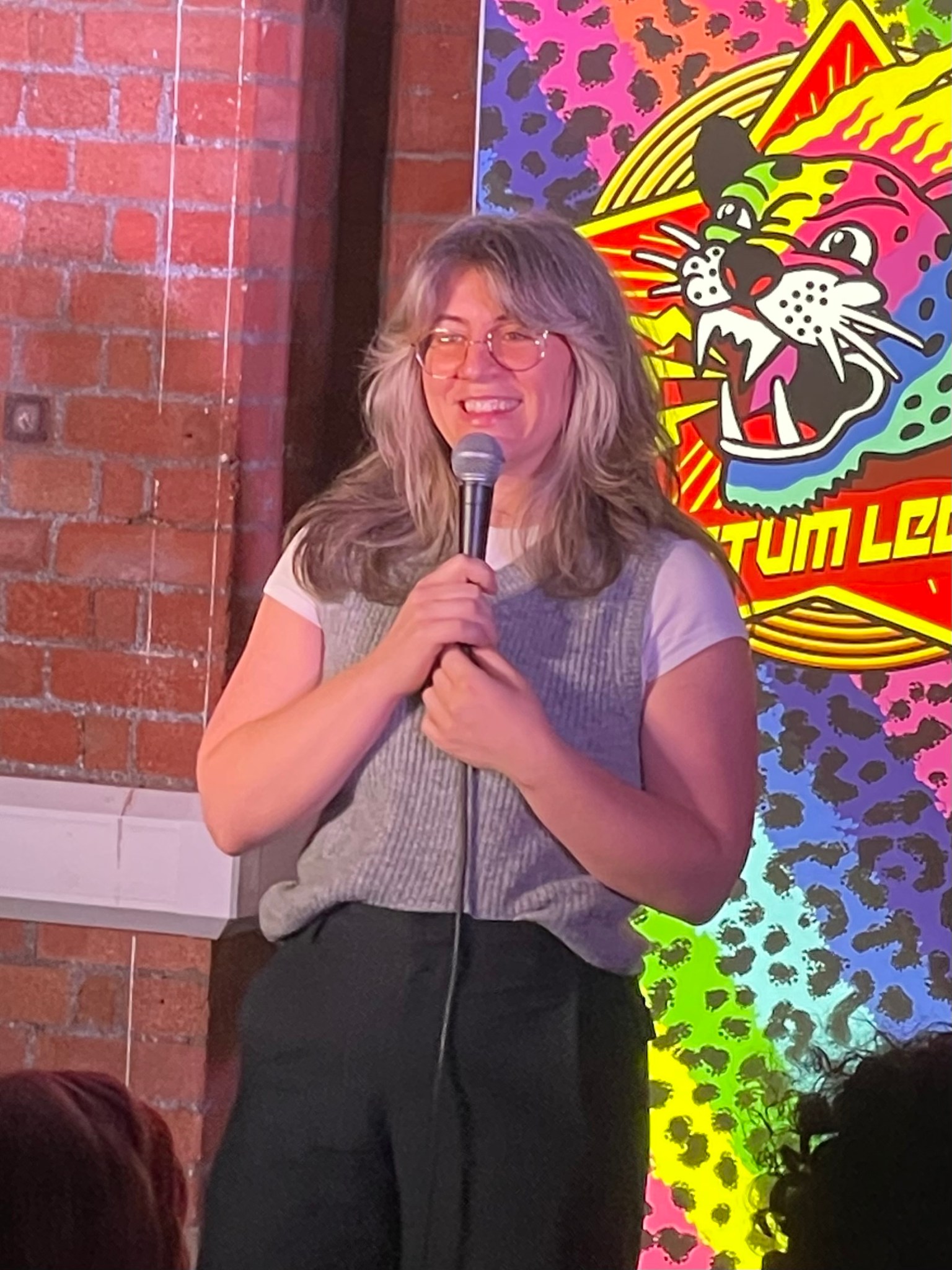 Zoe Brownstone – THE COMEDY NERD