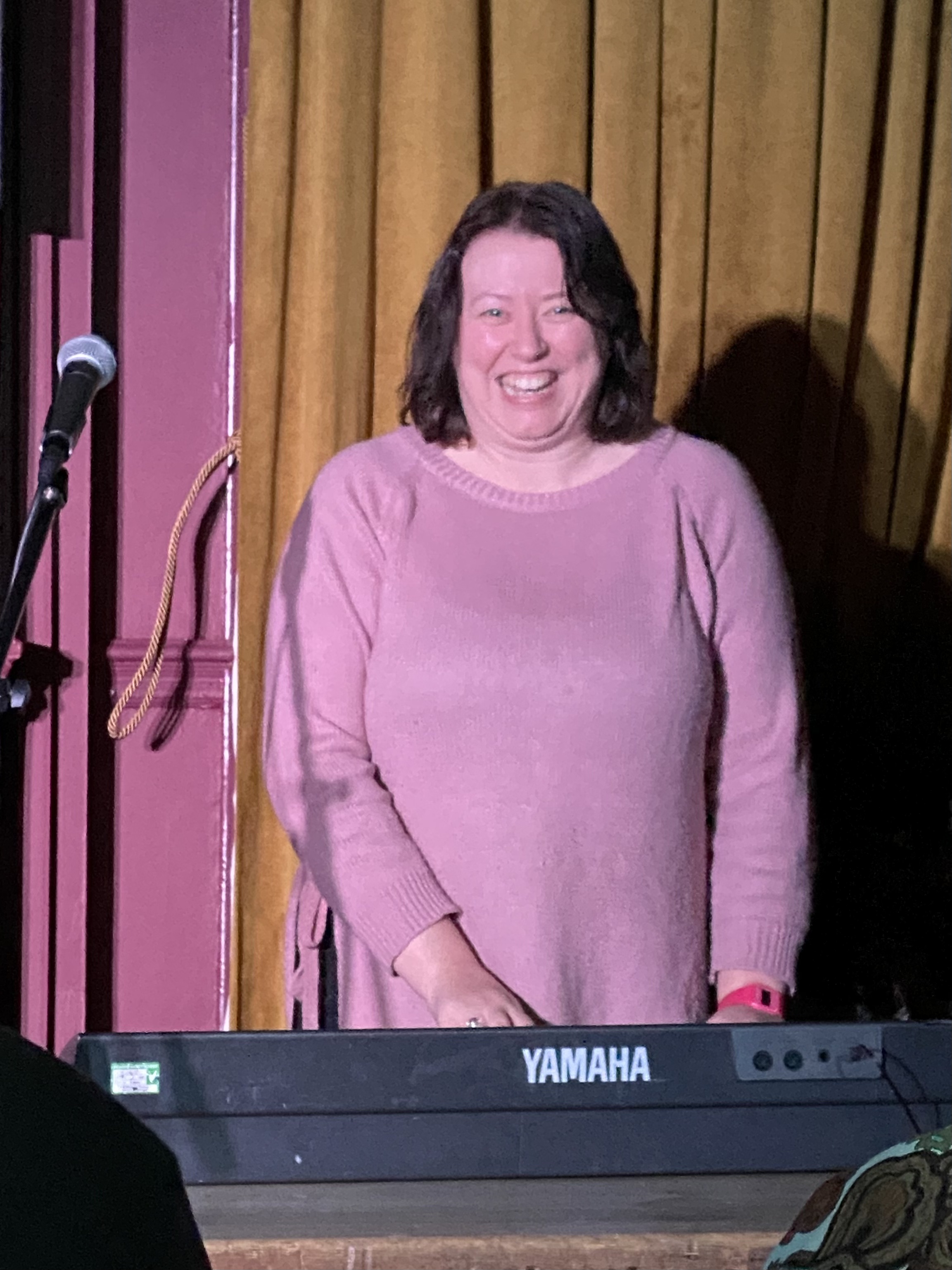 Natalie Durkin – THE COMEDY NERD
