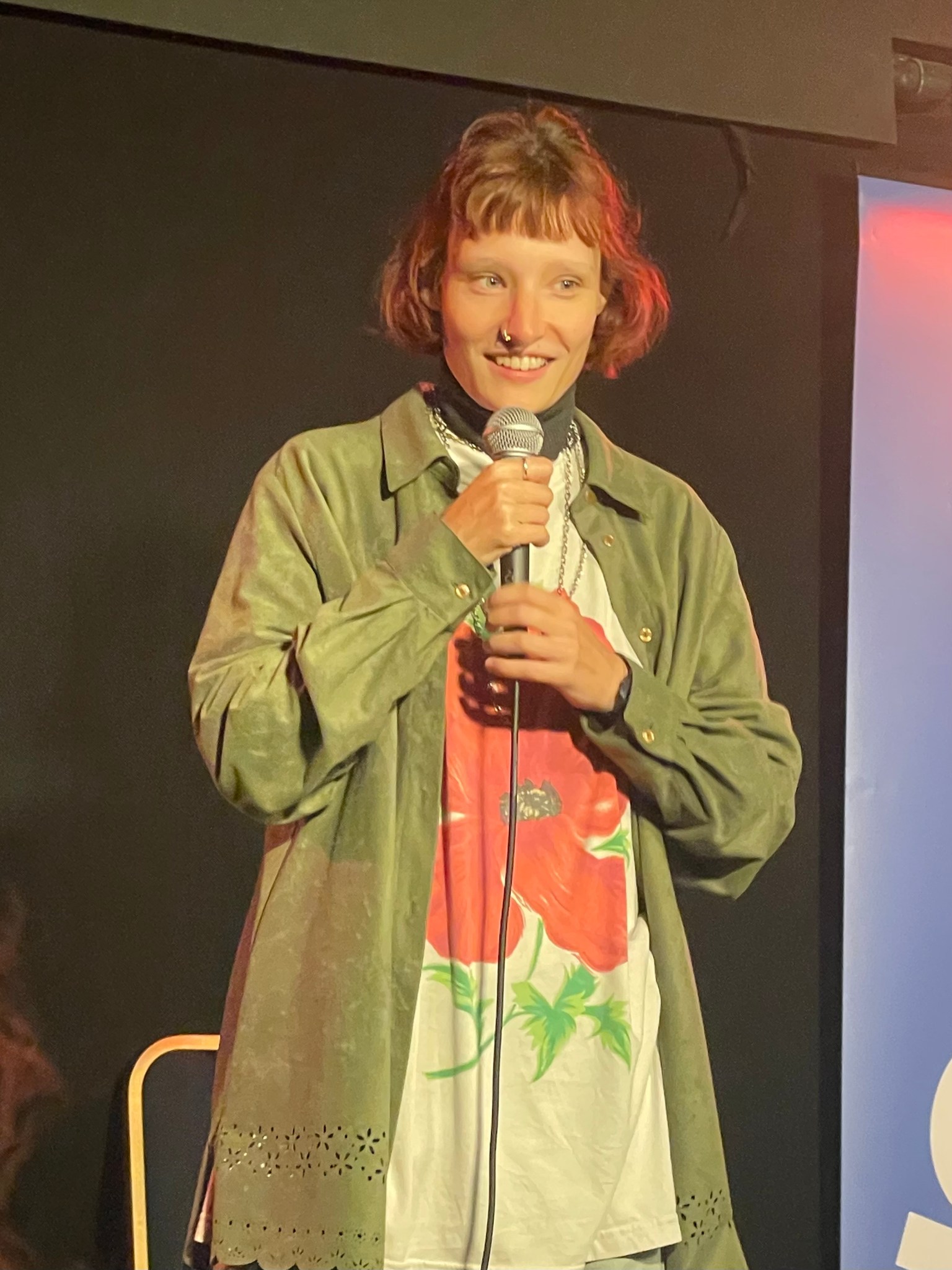 Verity Sharpe – THE COMEDY NERD