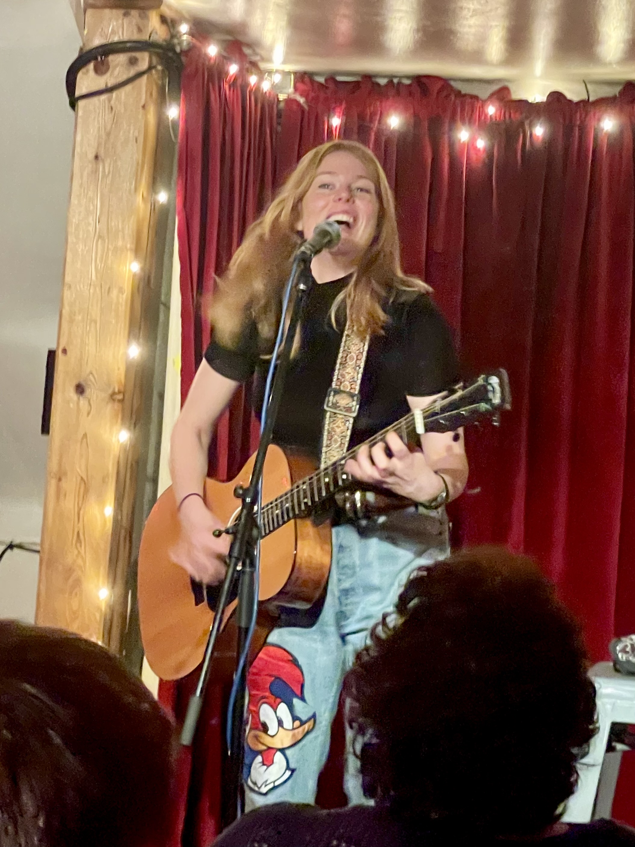 Becky Goodman – THE COMEDY NERD