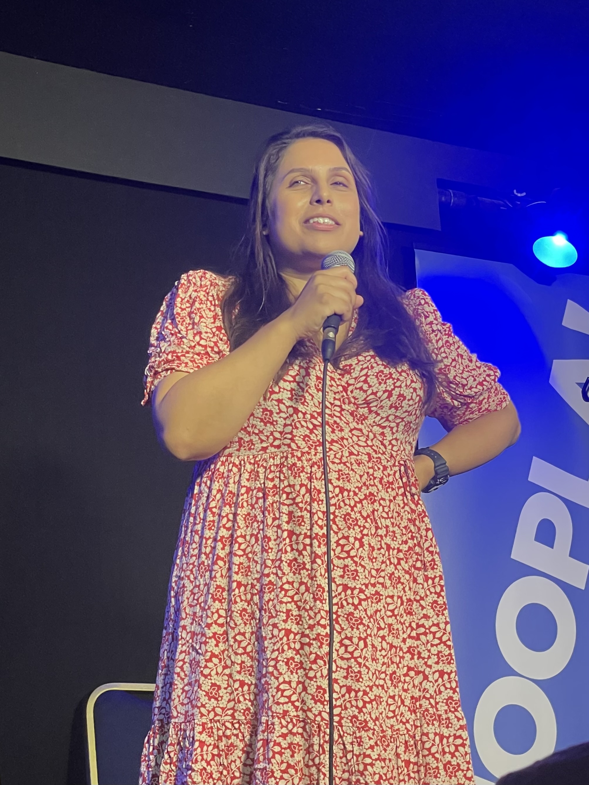 Alex Bertulis-Fernandes – THE COMEDY NERD