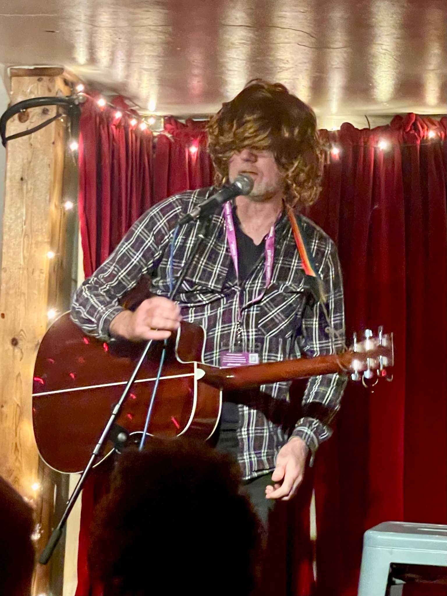 Bunny Hopkyns – THE COMEDY NERD